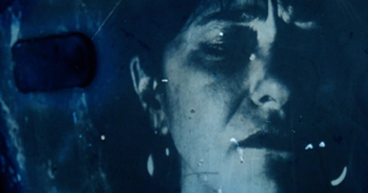 Auto portrait / Self Portrait Post Partum | Vithèque